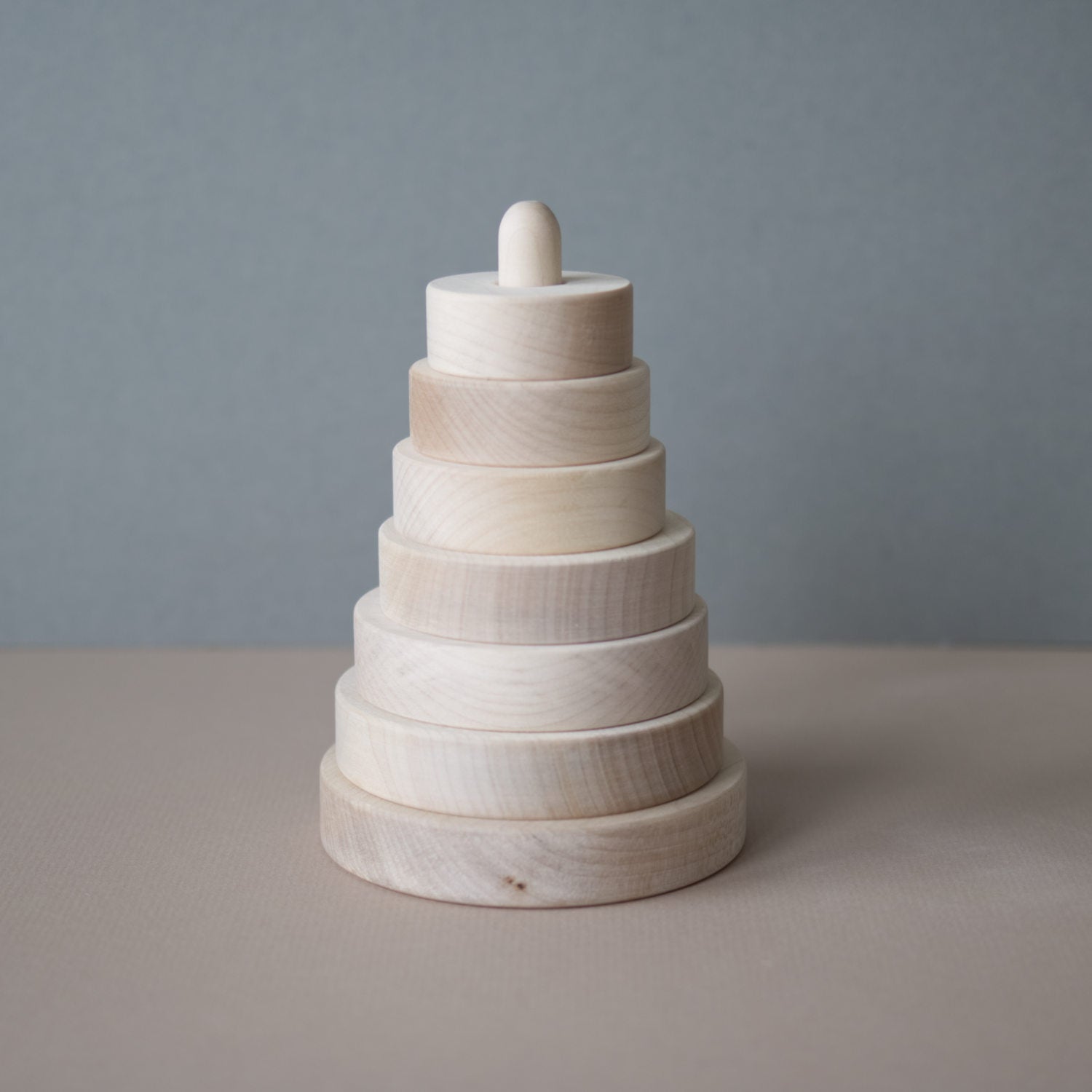 Wooden stacking pyramid - Natural – Happy Little Folks