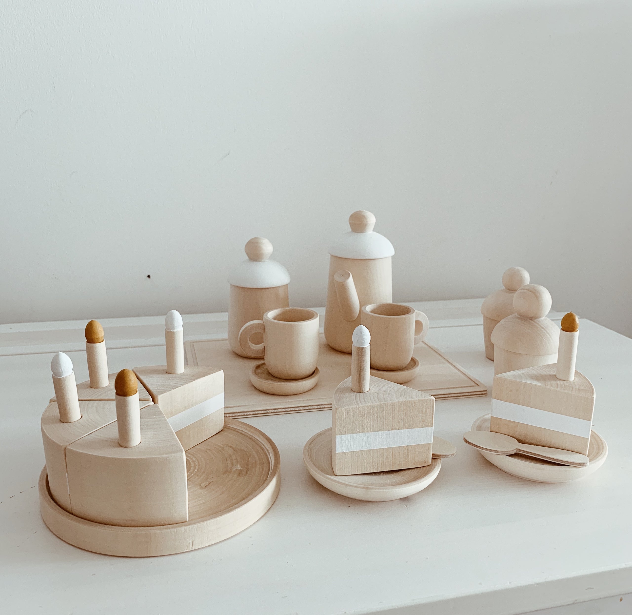 Handcrafted Wooden Tea Set - Custom Colour choice – Happy Little Folks